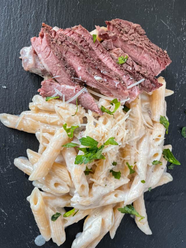 Steak Alfredo - Aqueena The Kitchen