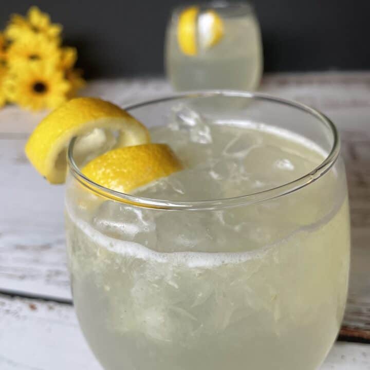 Old Fashioned Lemonade - 1 Gallon - Aqueena The Kitchen