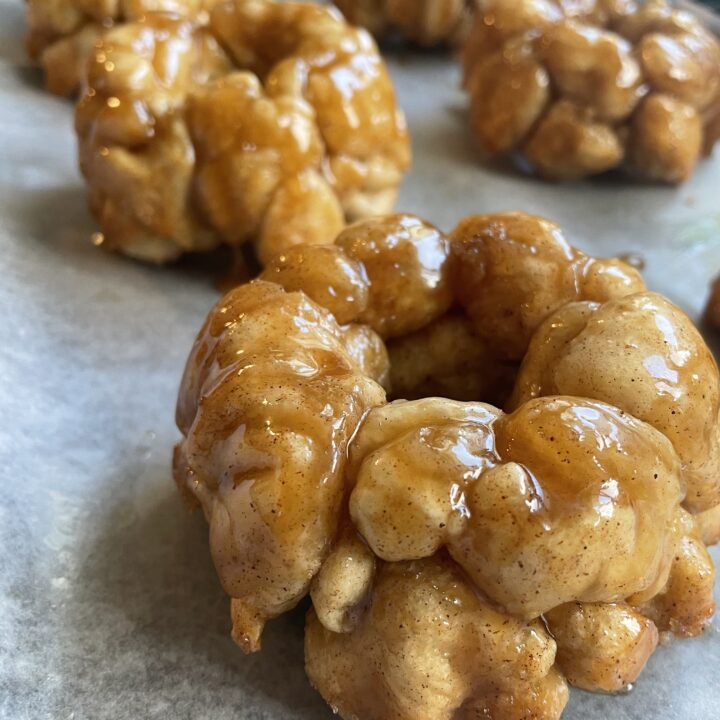 Mini Monkey Bread with homemade dough - Aqueena The Kitchen